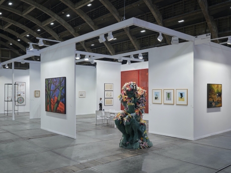 Exhibition : Stephan Balkenhol Guillaume Bijl Leo Copers Luc Deleu T O ...