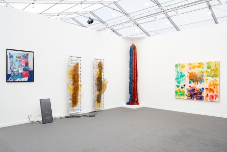 Exhibition : Chloe Delarue Sheila Hicks Ari Marcopoulos Kenjiro Okazaki ...
